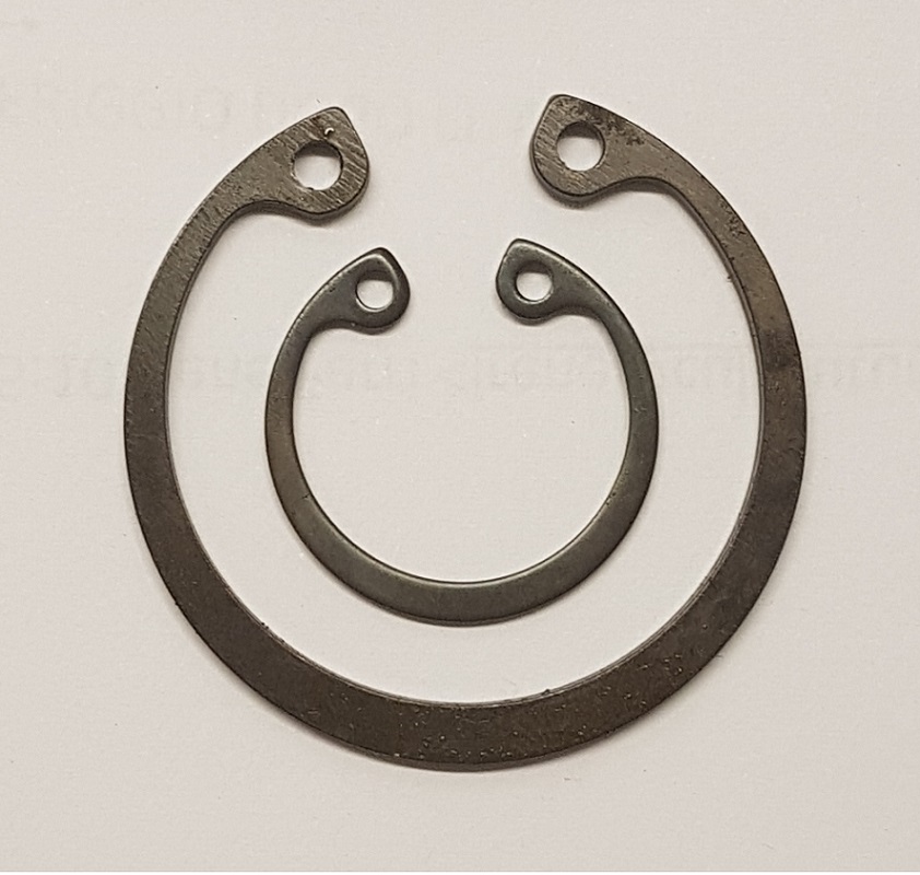 Anelli seeger per interni Din 472 - Utensileria Revelli